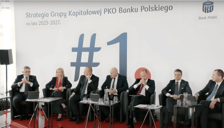 Strategia PKO BP na 2025-2027: Ambitne plany, ugody zamiast procesów z ...
